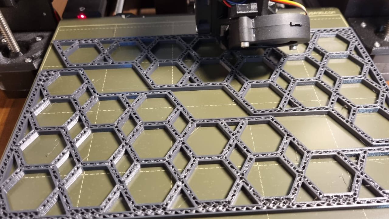 Shelf support - Hexagonal design by plastic.bad | Download free STL ...