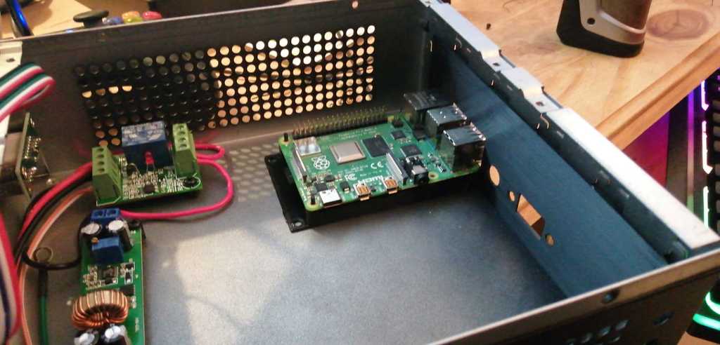Raspberry PI IO Shield & Mount by Meganoodle | Download free STL model ...
