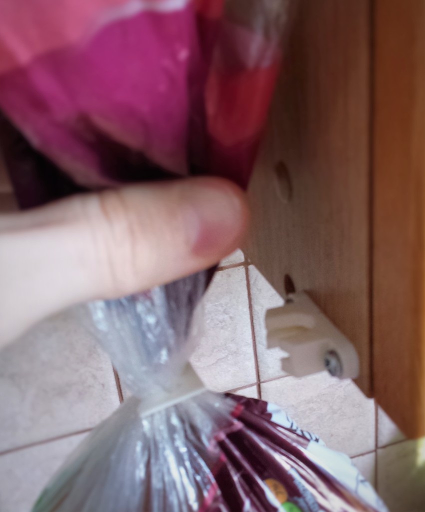 Bread Packet Clip & Hanging Bracket by David H | Download free STL ...