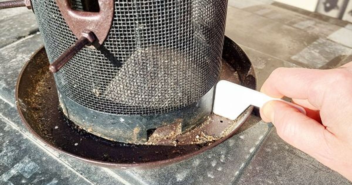 Right Angle Scraper Spatula (for Cleaning Bird Feeder Tray) by ...