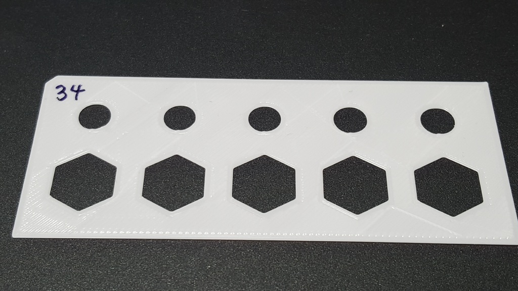 First Layer Test by mikeneron | Download free STL model | Printables.com