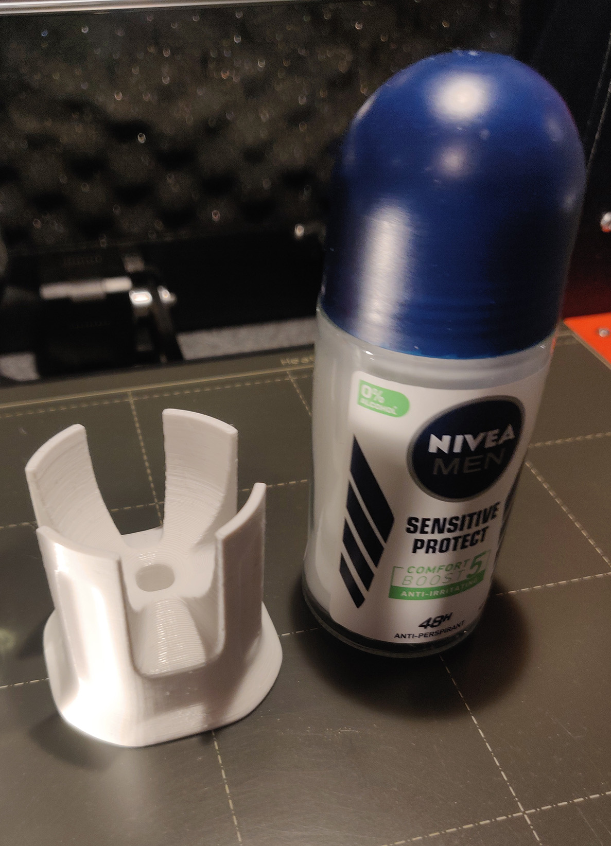 Nivea Deodorant stand by Taco | Download free STL model | Printables.com
