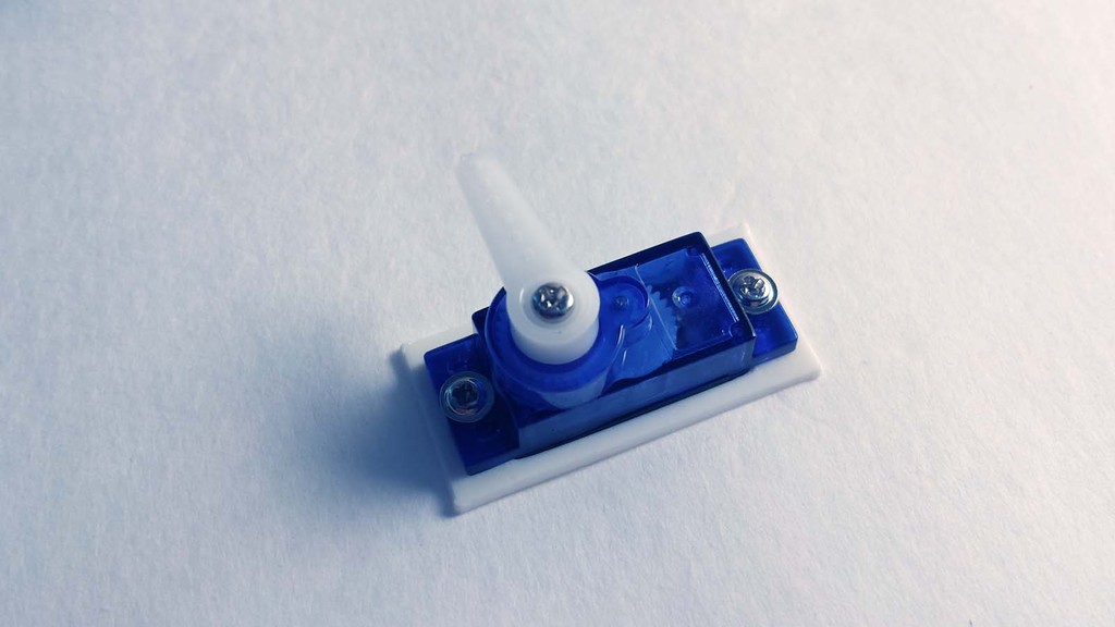 Servo Screw-Mounting Frame for Foamboard Airplanes by Clough42 ...