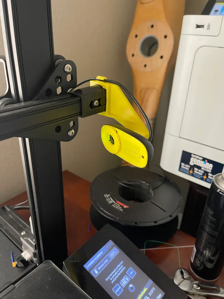 C270 Camera Mount Ender 2 Pro and CR6SE by Randyre | Download free STL ...