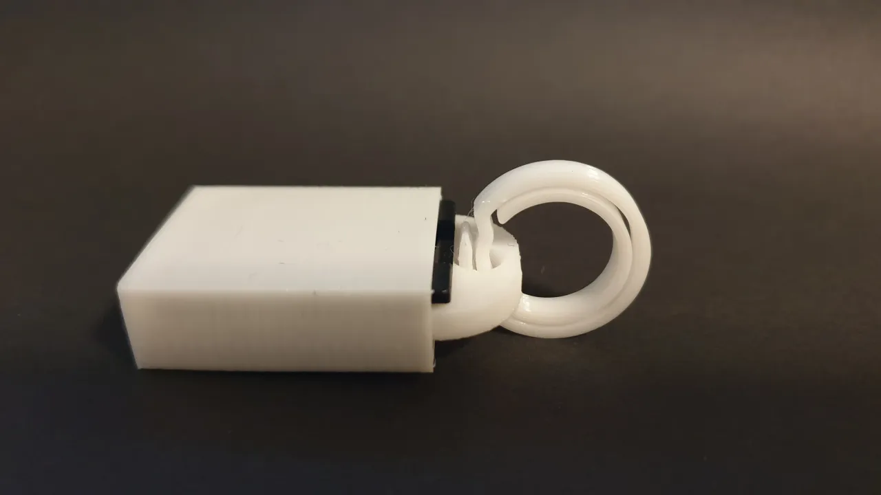 SD-Card Key chain Case by SDC | Download free STL model | Printables.com