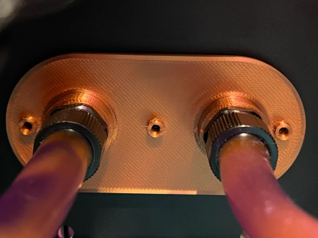 Thermaltake Tower 900 Grommet Bulkhead Insert by mcbeenb | Download ...