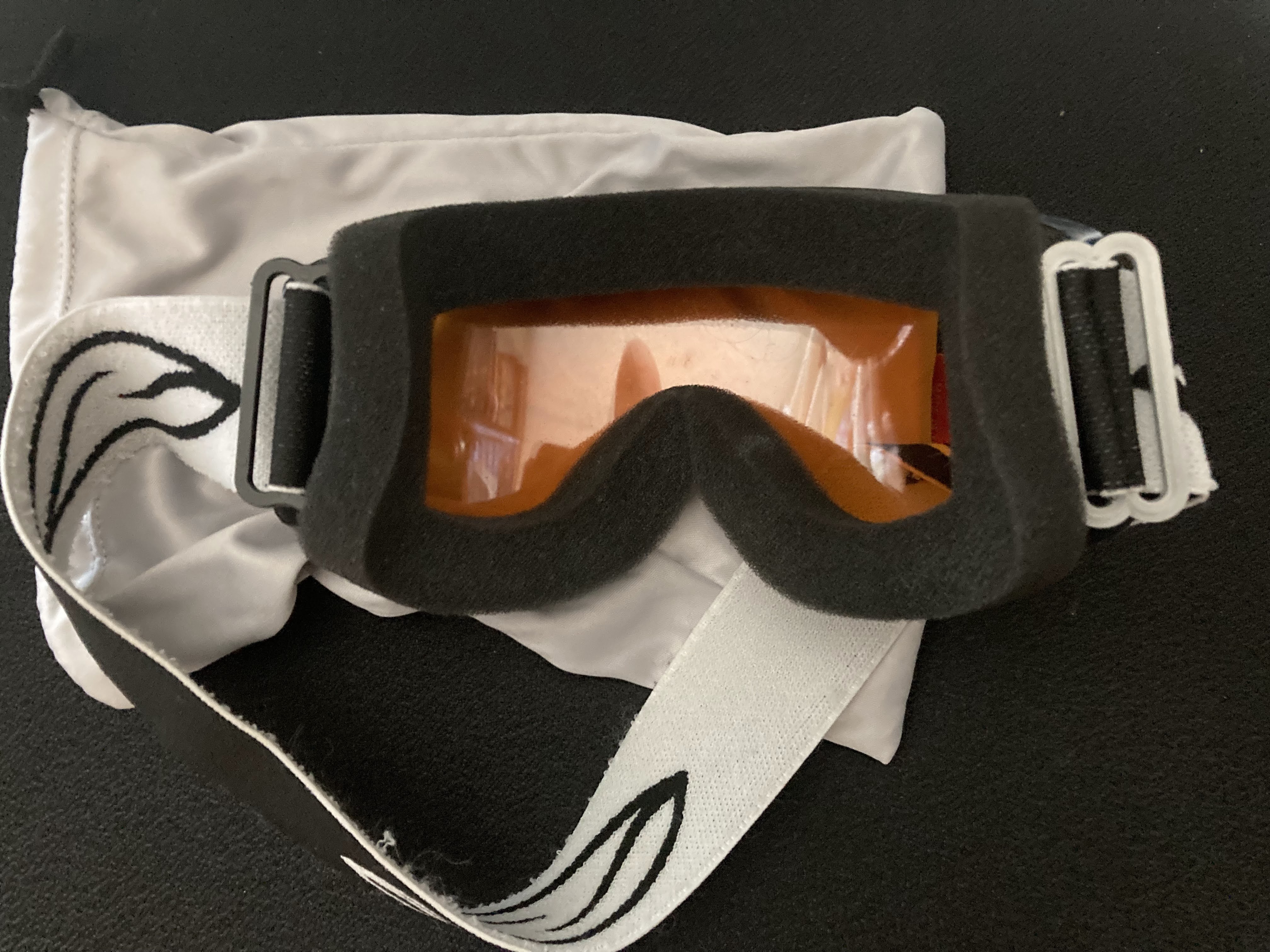 Ski goggle band clip by roosterCorn | Download free STL model ...