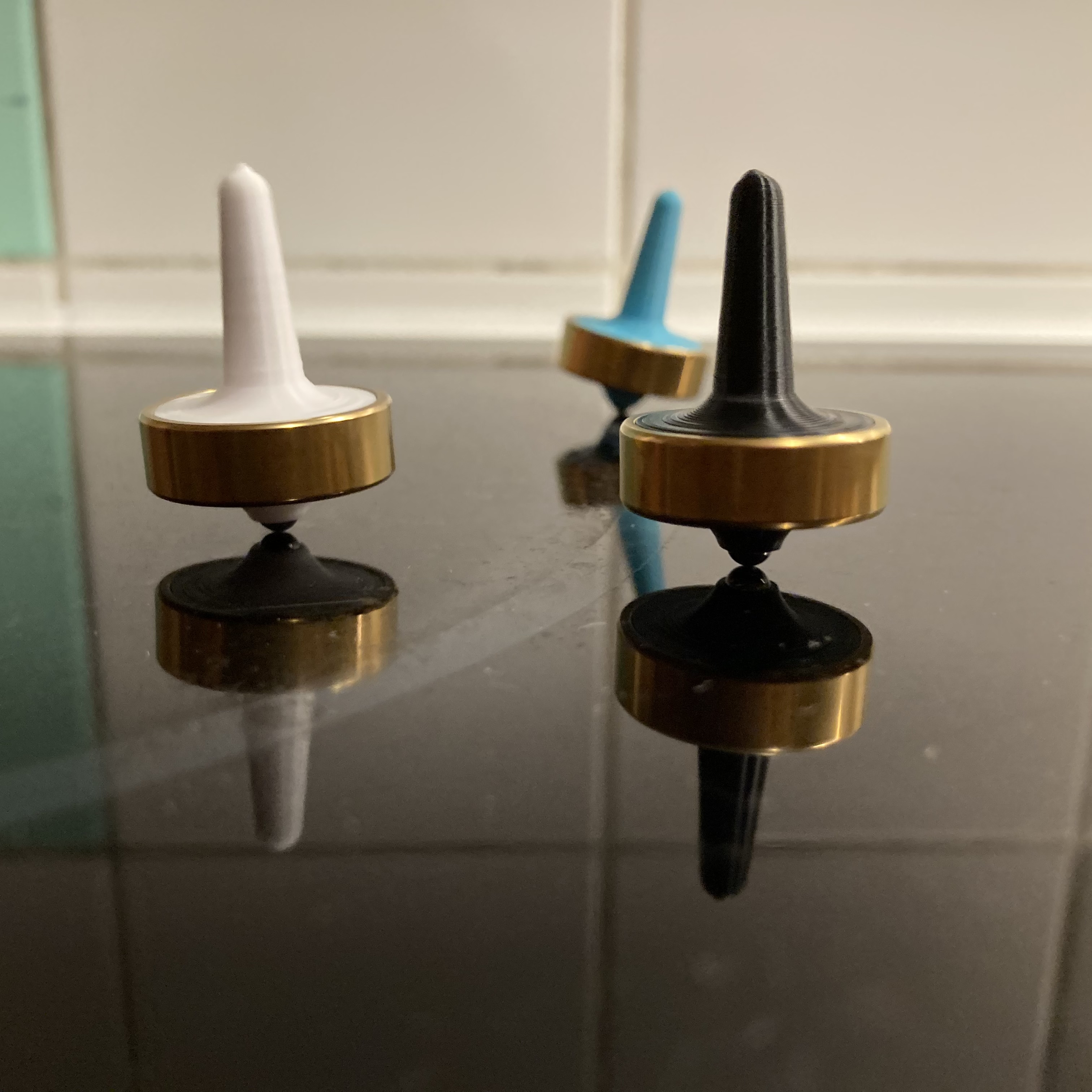 Ultimate Mini Spinning Top by Lorro | Download free STL model ...