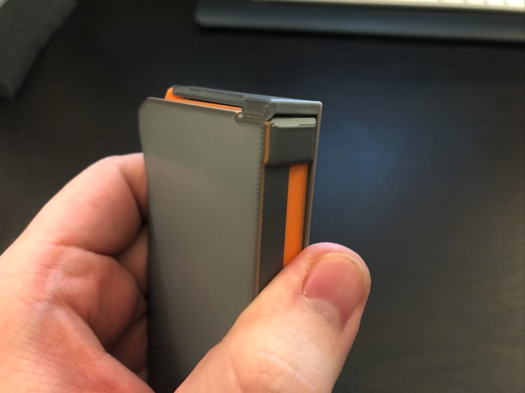 Smart Wallet - Sliding [AND LOCKING] 3D printed wallet V2 by ...