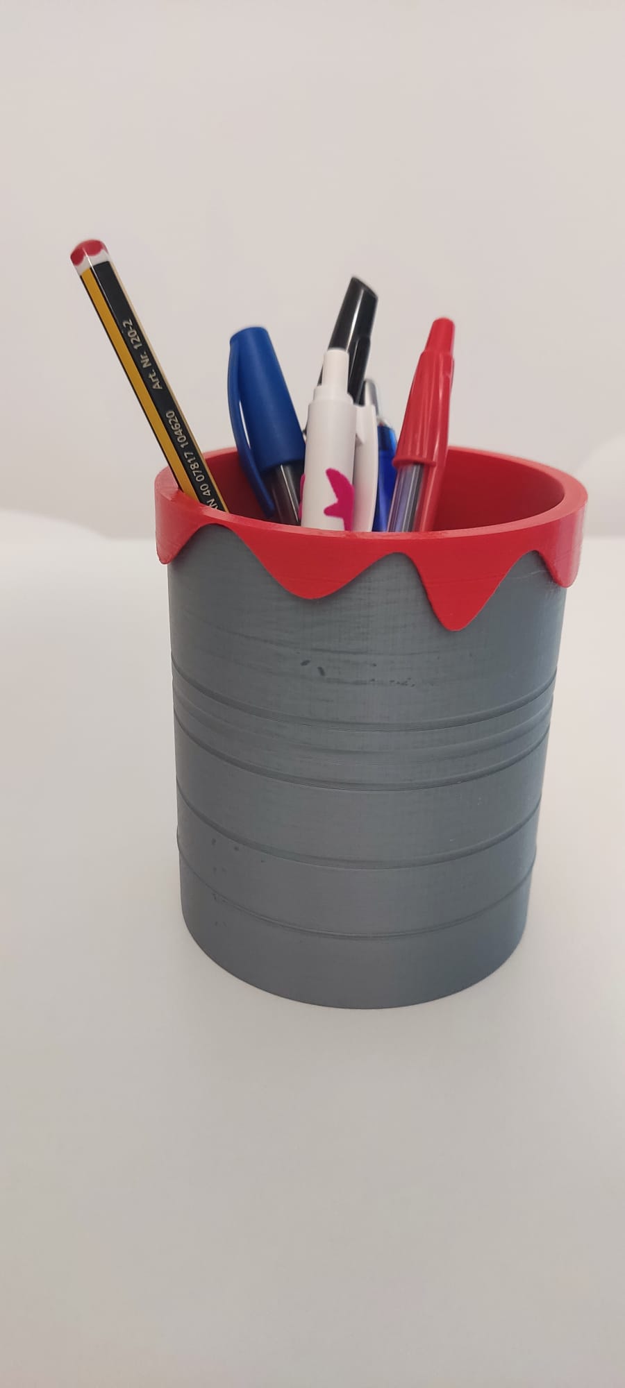 PAINT CAN PENHOLDER by Key Guy | Download free STL model | Printables.com