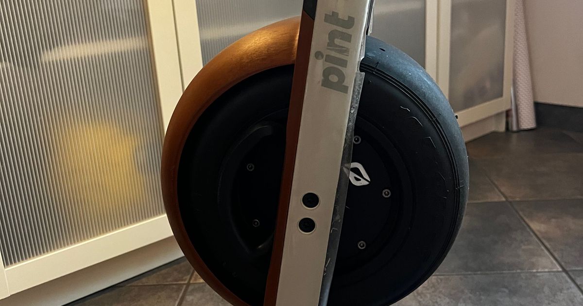 Onewheel Pint minimalistic stand by brutex | Download free STL model ...