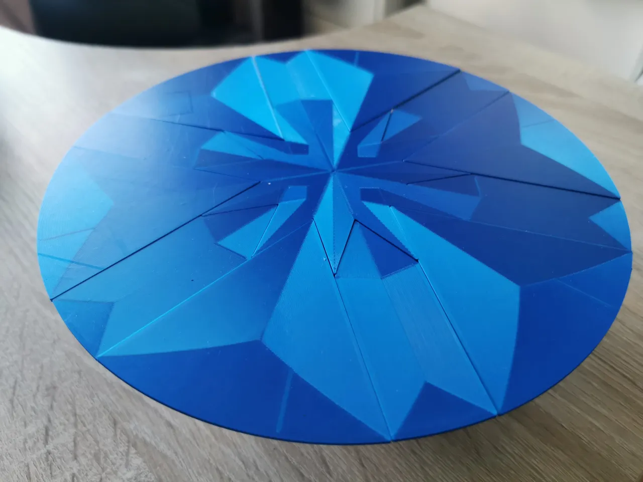 Expanding rotating table by m750 | Download free STL model | Printables.com