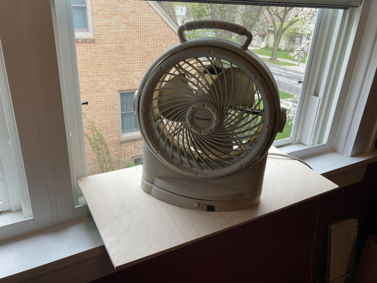 Fan Shelf Bracket by Pete Prodoehl | Download free STL model ...