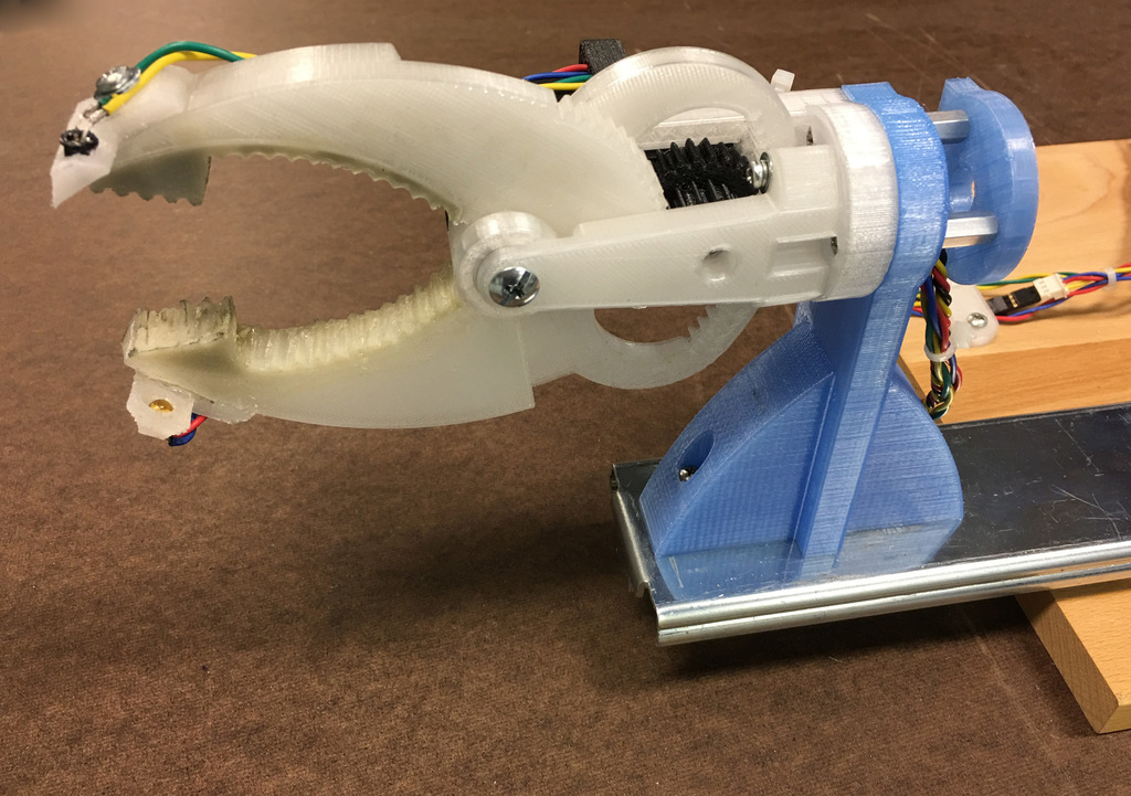Gripper with Larger Flat Ends by FishGee | Download free STL model ...
