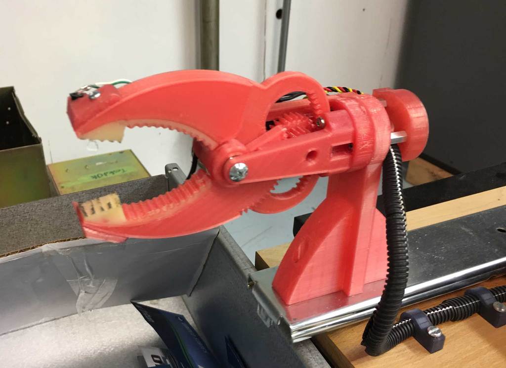 Gripper with Larger Flat Ends by FishGee | Download free STL model ...