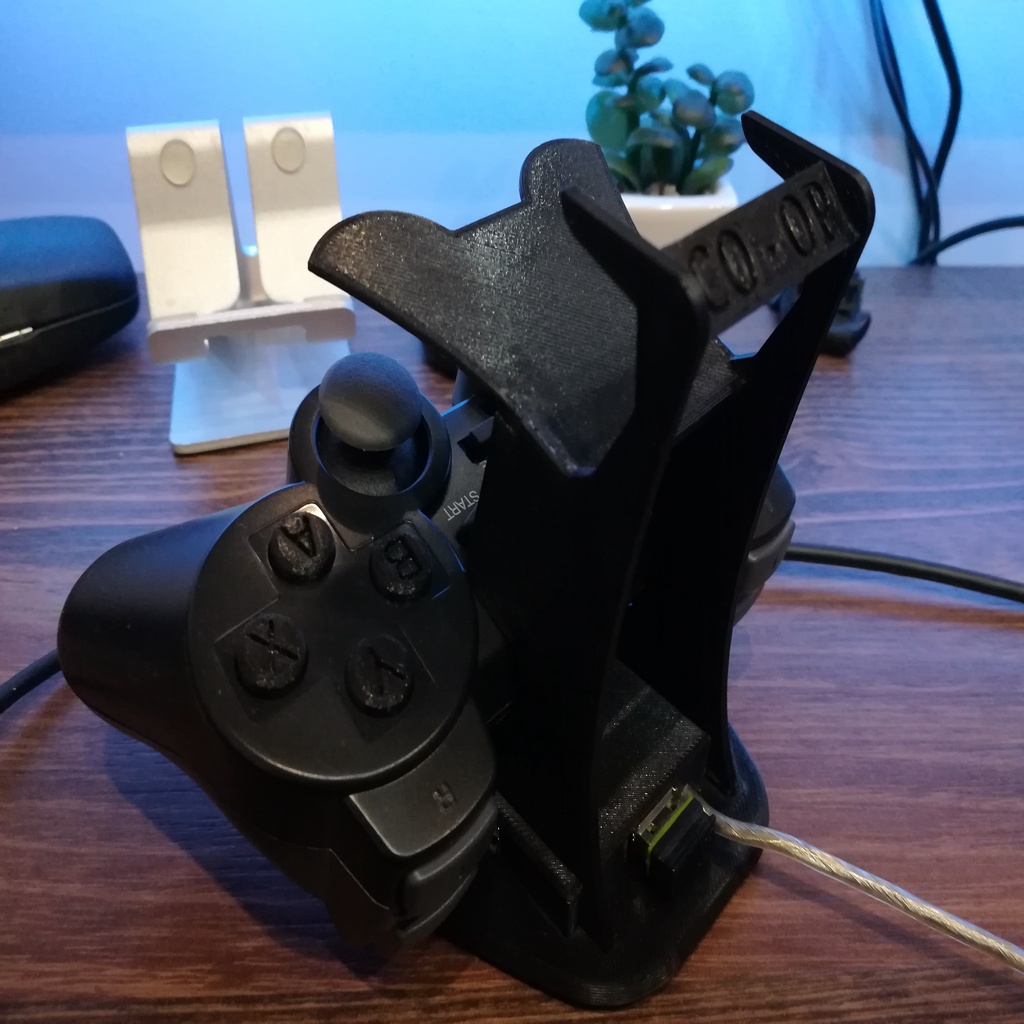 Controller Stand for DualShock 3 with integrated usb hub por DexMoto ...