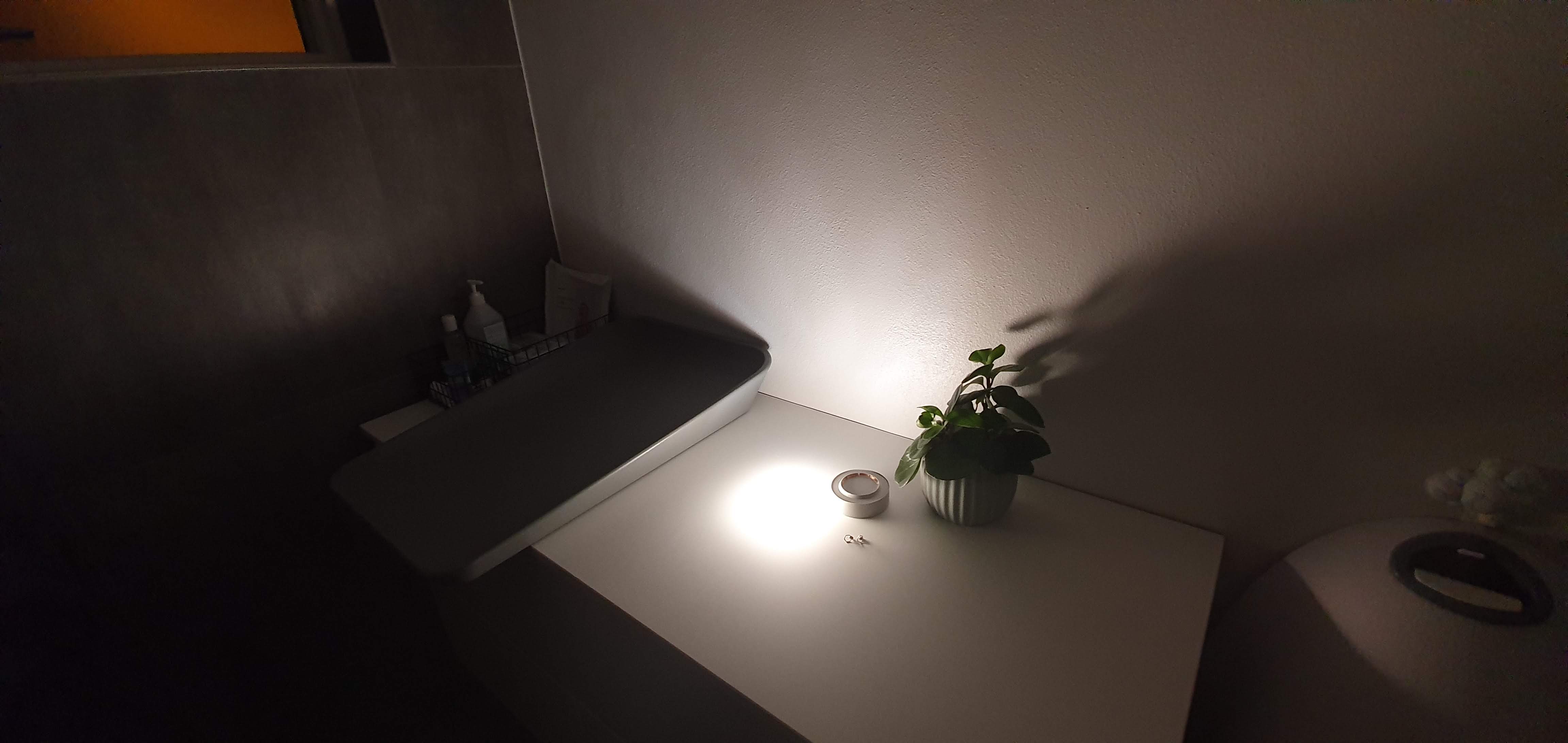 3D Printable Portable Night Light by Freecastle | Download free STL ...