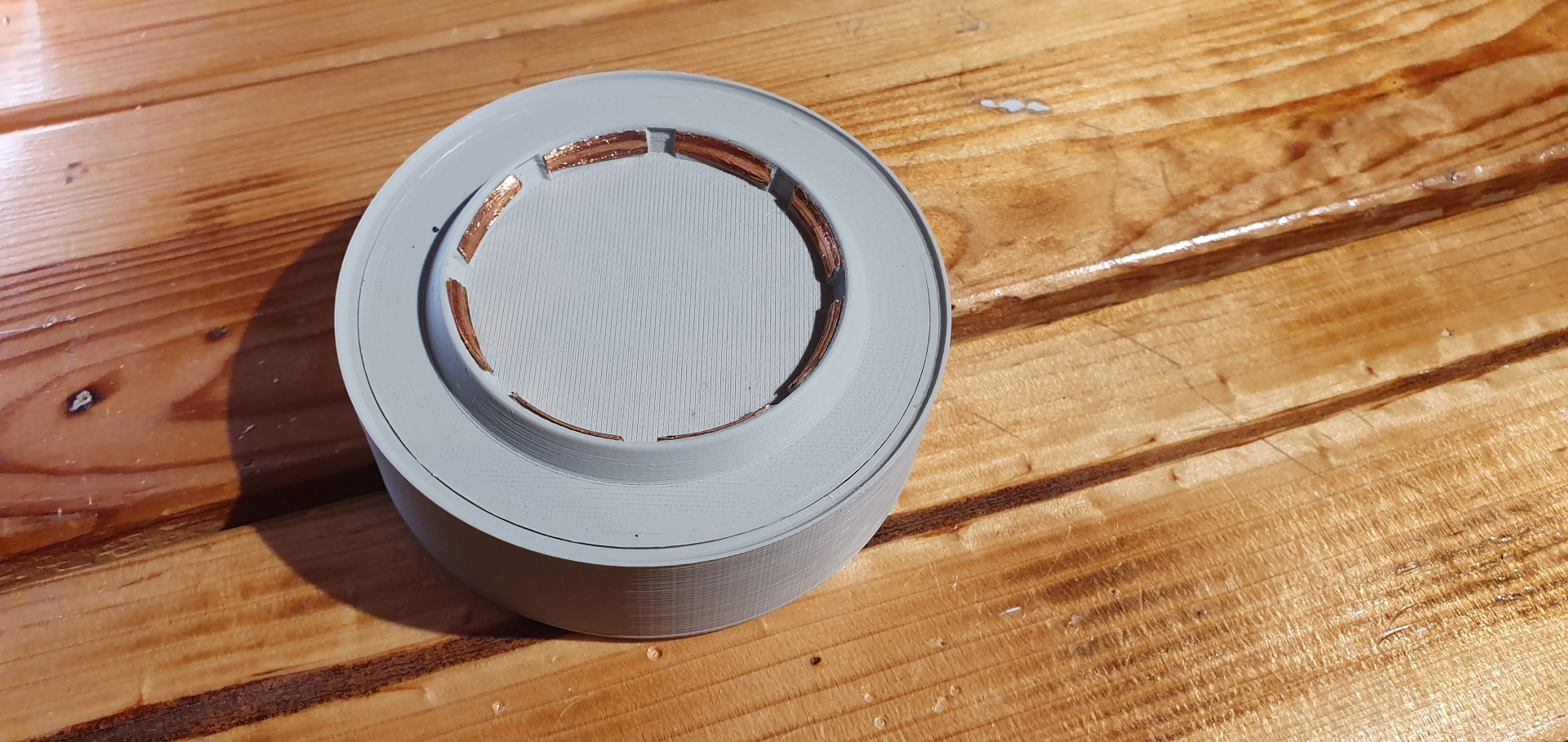 3D Printable Portable Night Light by Freecastle | Download free STL ...