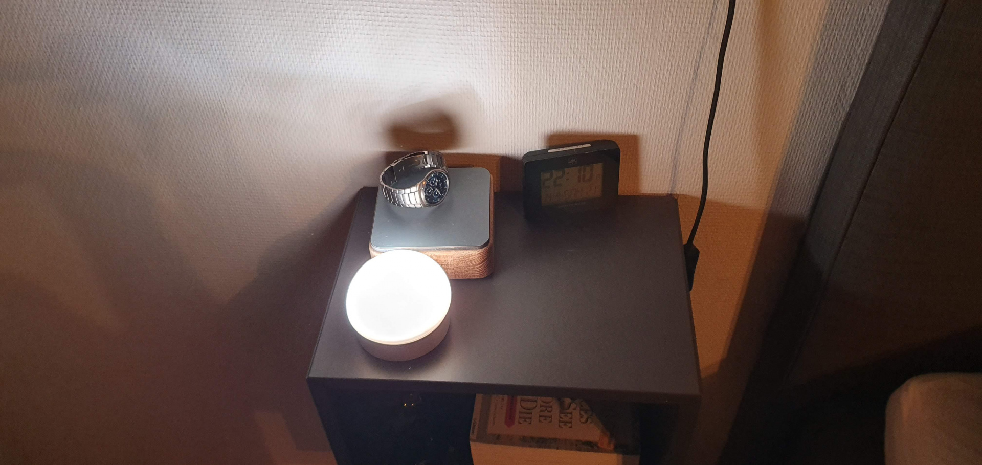 3D Printable Portable Night Light by Freecastle | Download free STL ...