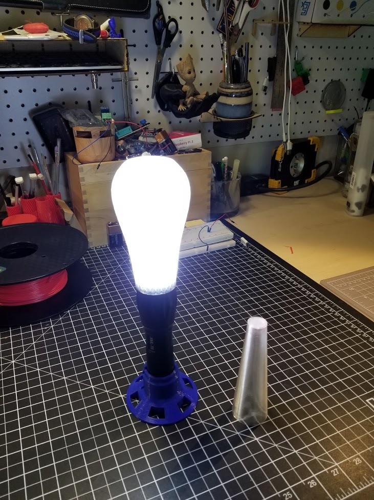 XML-T6 flashlight shades. by Tree House | Download free STL model ...