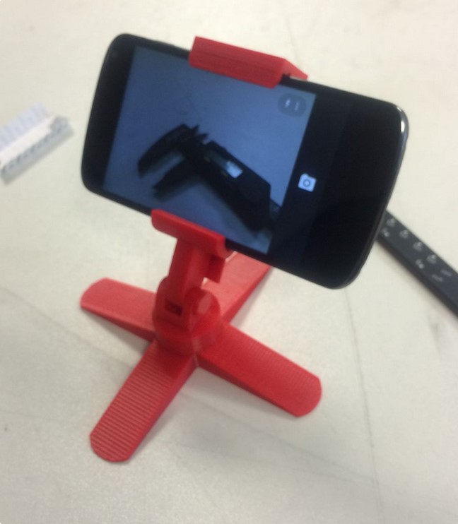 Quadropod phone stand by Cyda | Download free STL model | Printables.com