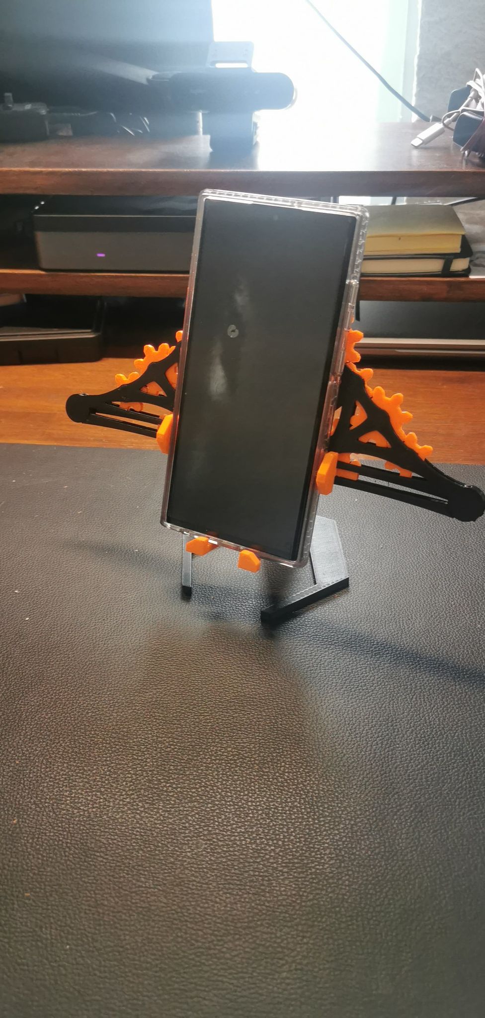 Mechanical phone stand mk2 by Artem | Download free STL model ...