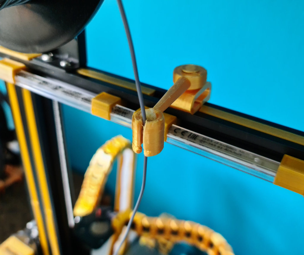 Direct Drive Filament Guide (any 2020 3D Printer) by PhunXter ...