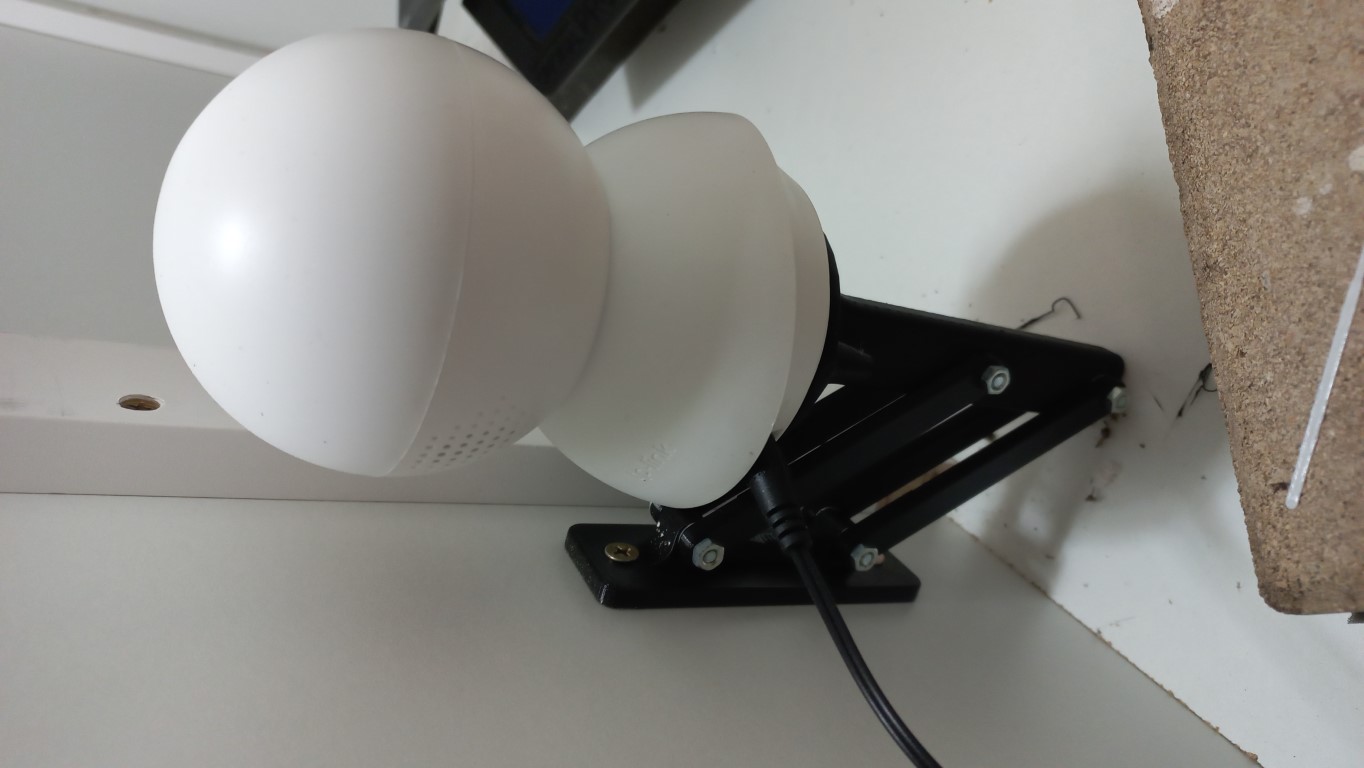 Tapo C200 Camera Mount - Articulating by Lannix 3D | Download free STL ...