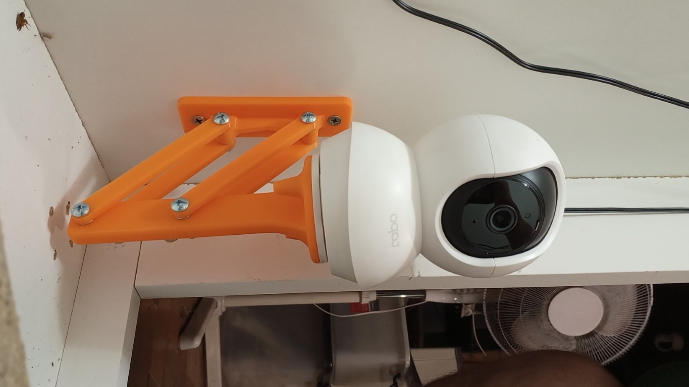 Tapo C200 Camera Mount - Articulating by Lannix 3D | Download free STL ...