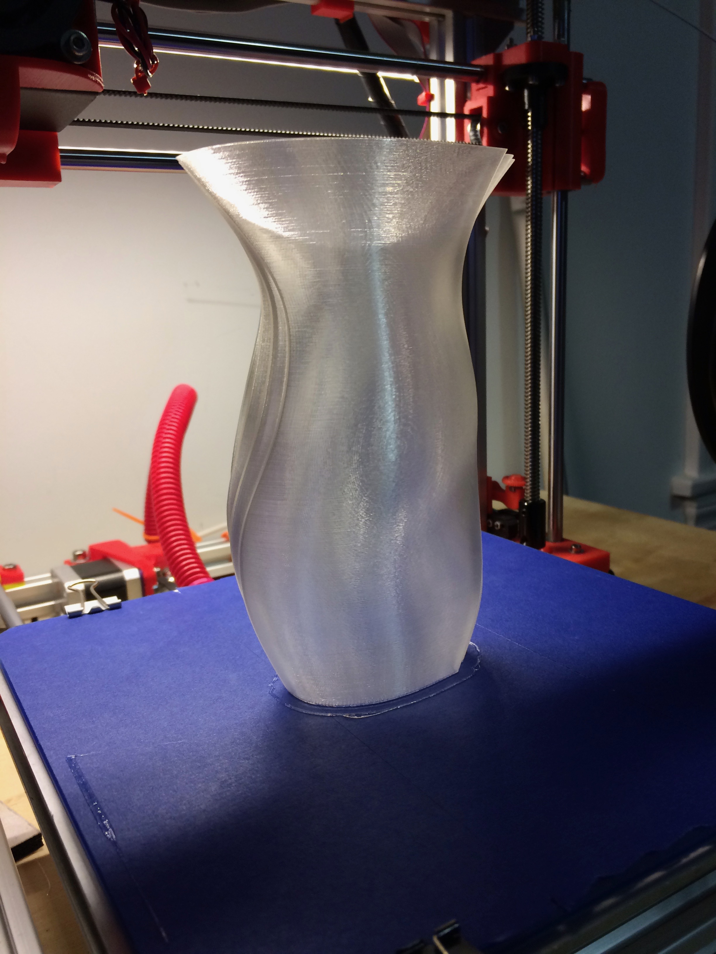 Simply Distorted Vase #6 by Thomllama | Download free STL model ...