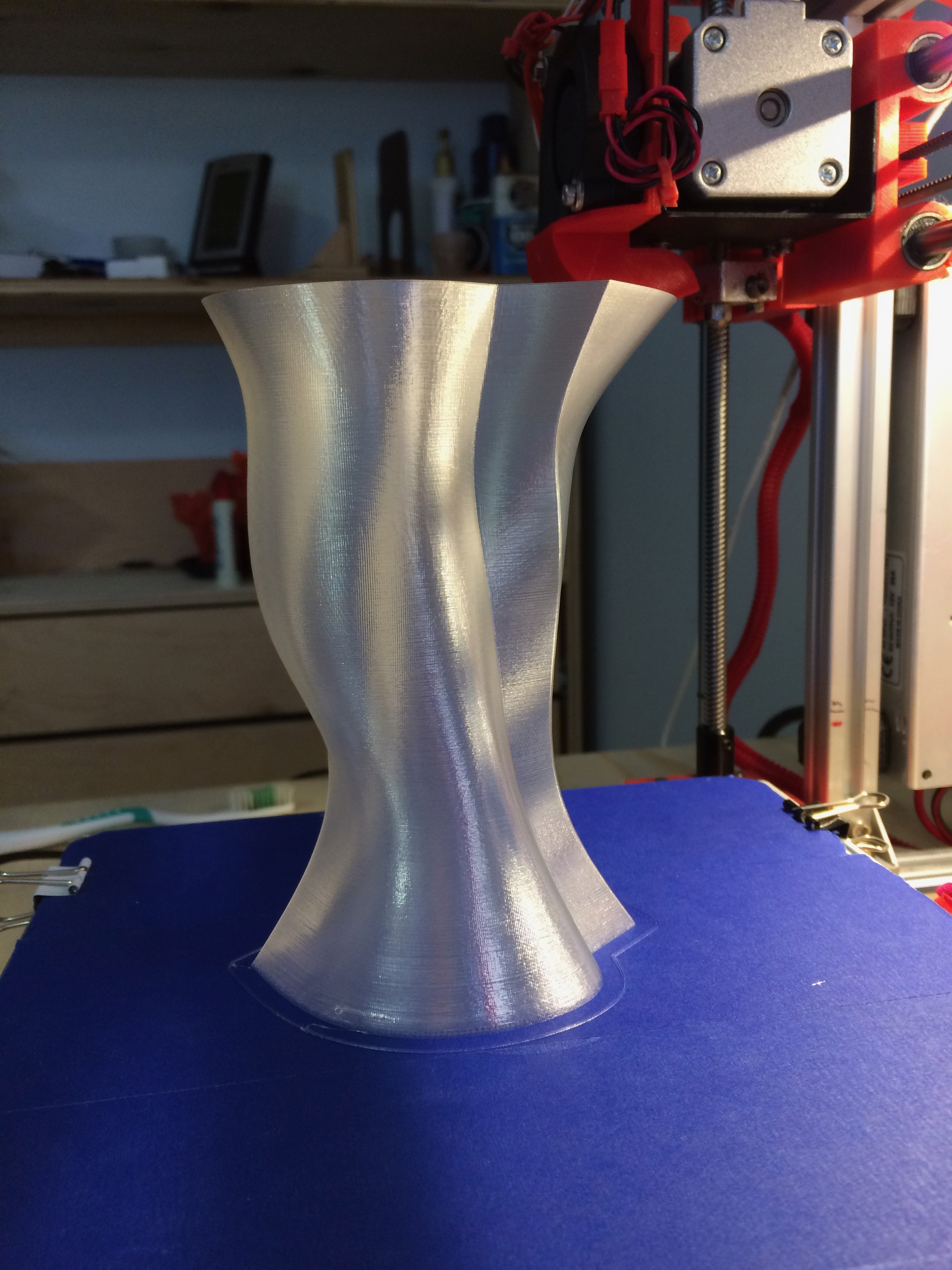 Simply Distorted Vase #7 by Thomllama | Download free STL model ...