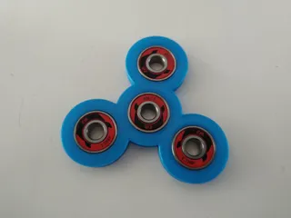 3 Sided USB drive spinner by Nir Dobovizki | Download free STL model ...