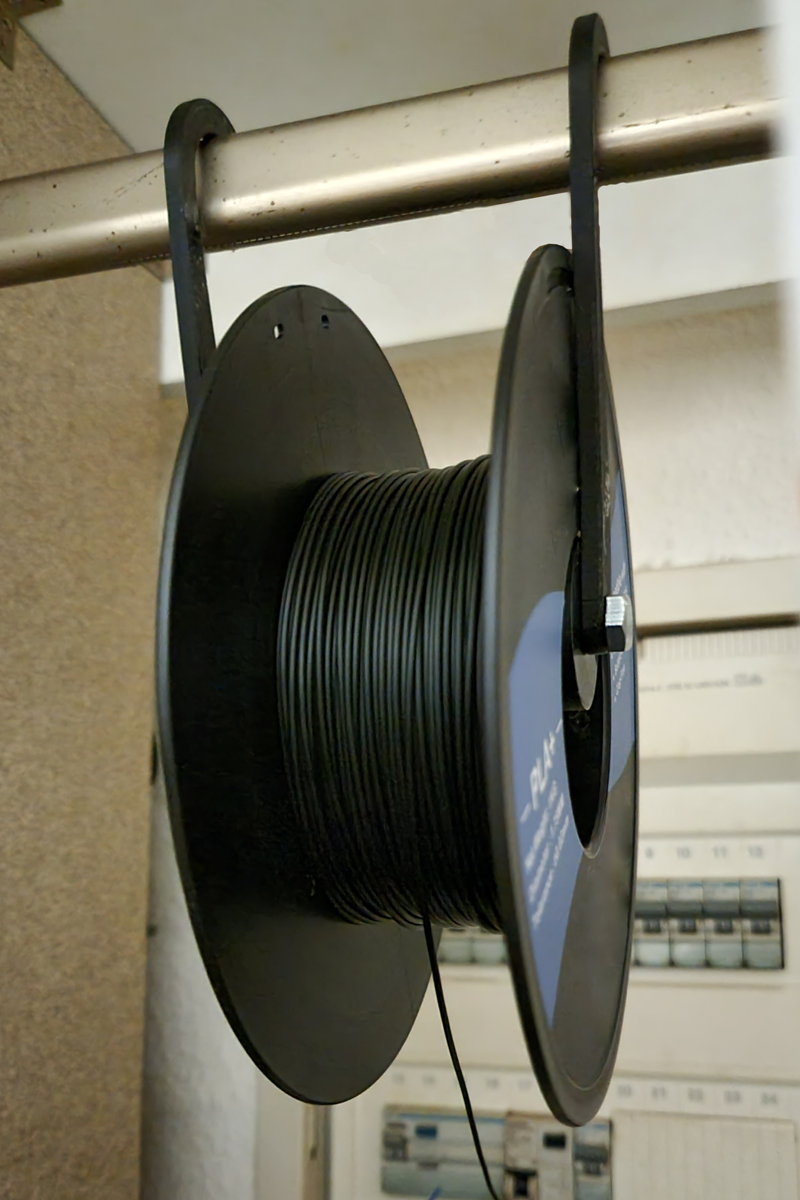 Filament-Spulenhalter für Rundholz oder Garderobenstange by aring ...