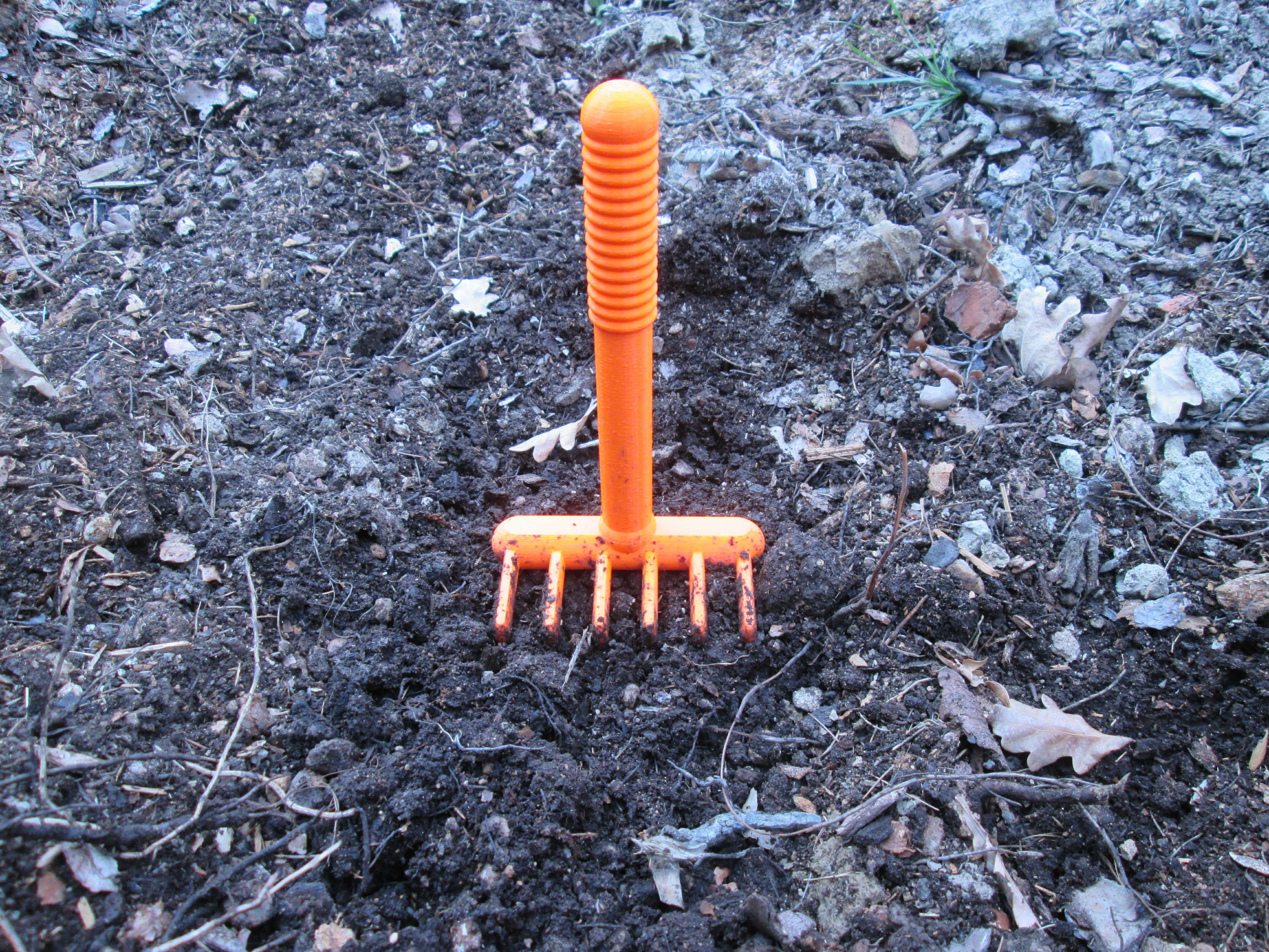 Garden hand rake by MrHanjak | Download free STL model | Printables.com
