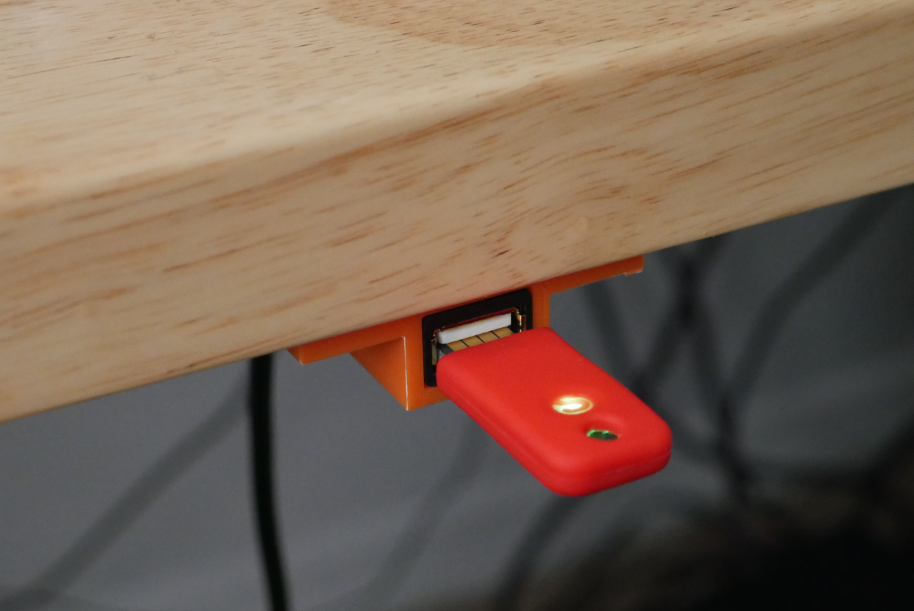 USB Extension Under Desk Mount by zer0pink | Download free STL model ...