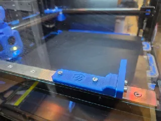 A4T Shaker with cutout for V2.4 gantry screw by Scott Jackson ...