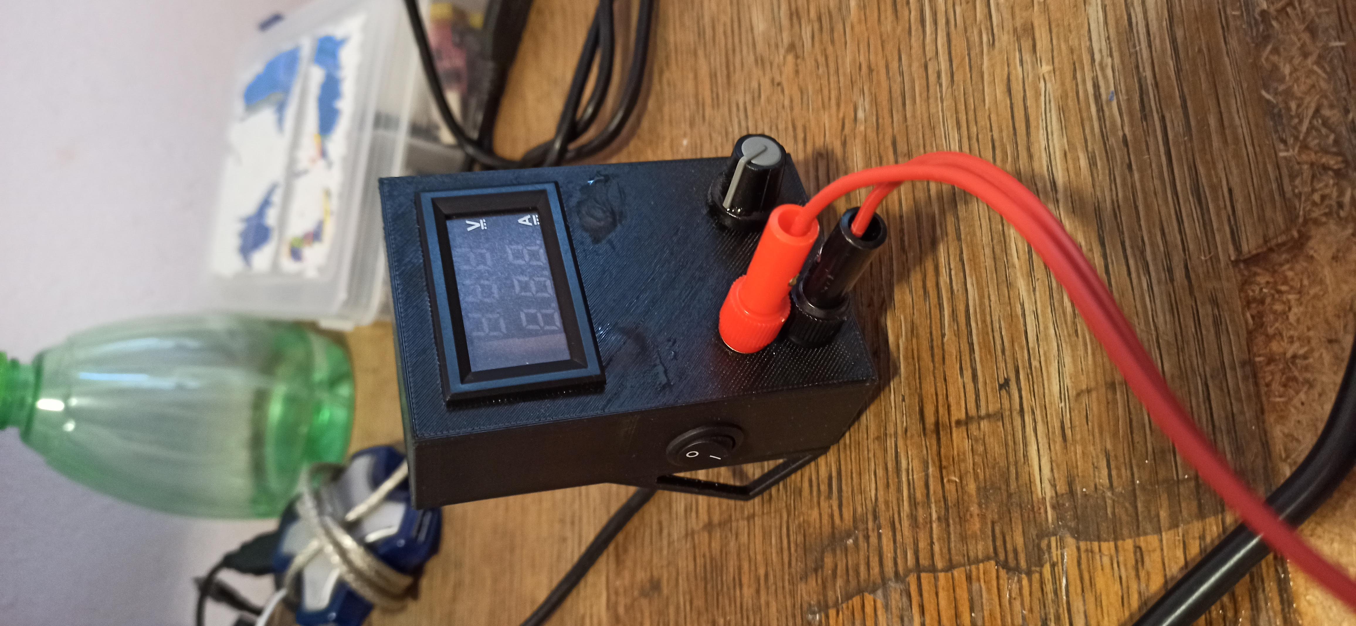 Small Portable Variable Power Supply Case by Stipao | Download free STL ...
