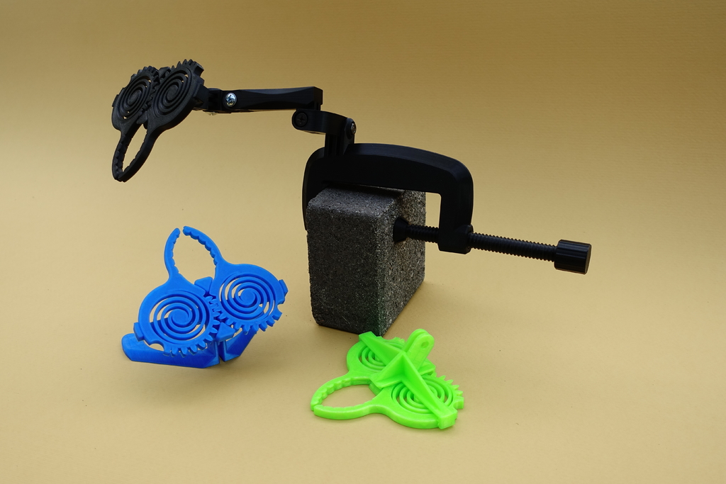 Print In Place PCB-Holder / Gripper by SunShine | Download free STL ...