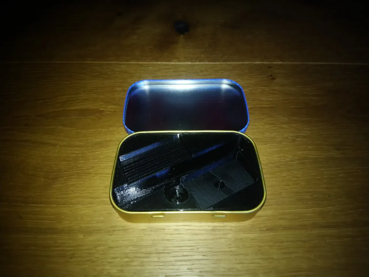 travel case for the henson AL13 double edge razor used with a grether's ...