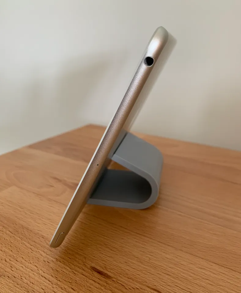 Chunky Tablet Stand by bpmarkowitz | Download free STL model ...