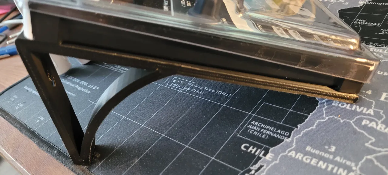 Beatstep Pro Stand by DrSnugg | Download free STL model | Printables.com