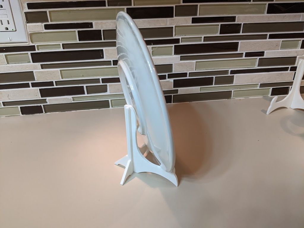 Universal Plate/Picture Stand with Improved Base by Shadowcaster72 ...