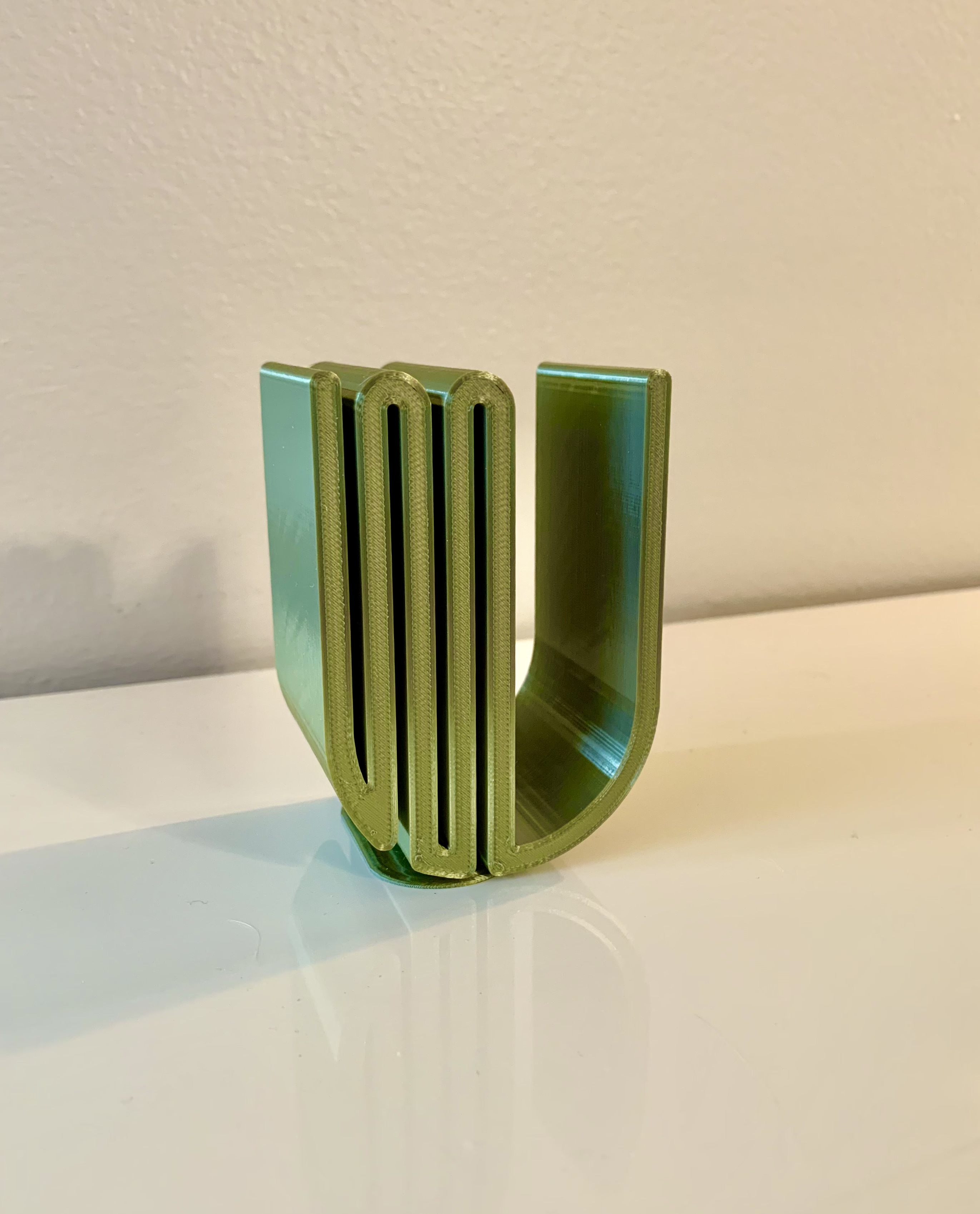 Squiggly Letter U by Art G | Download free STL model | Printables.com