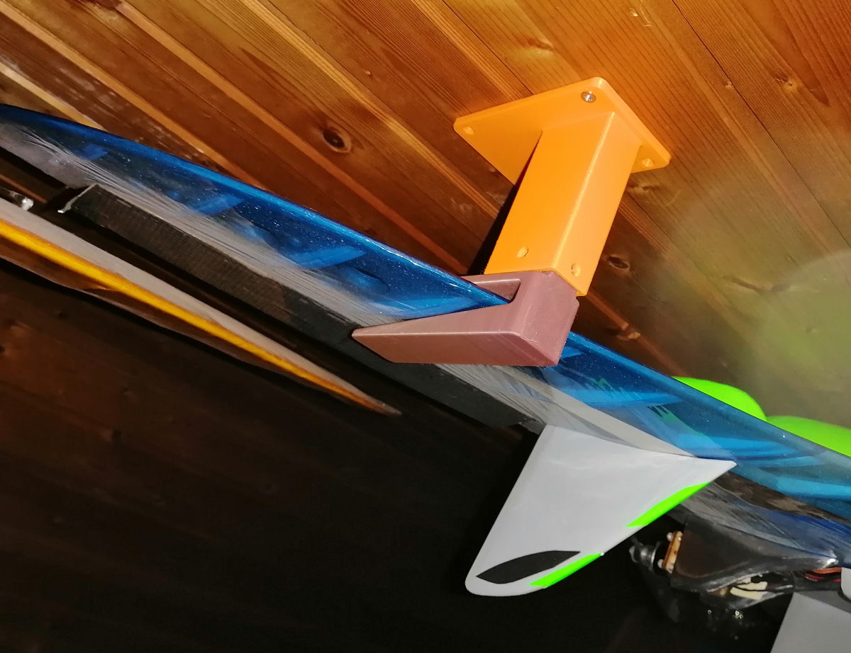 RC airplane hanger for small planes by c-arts-modelle | Download free ...