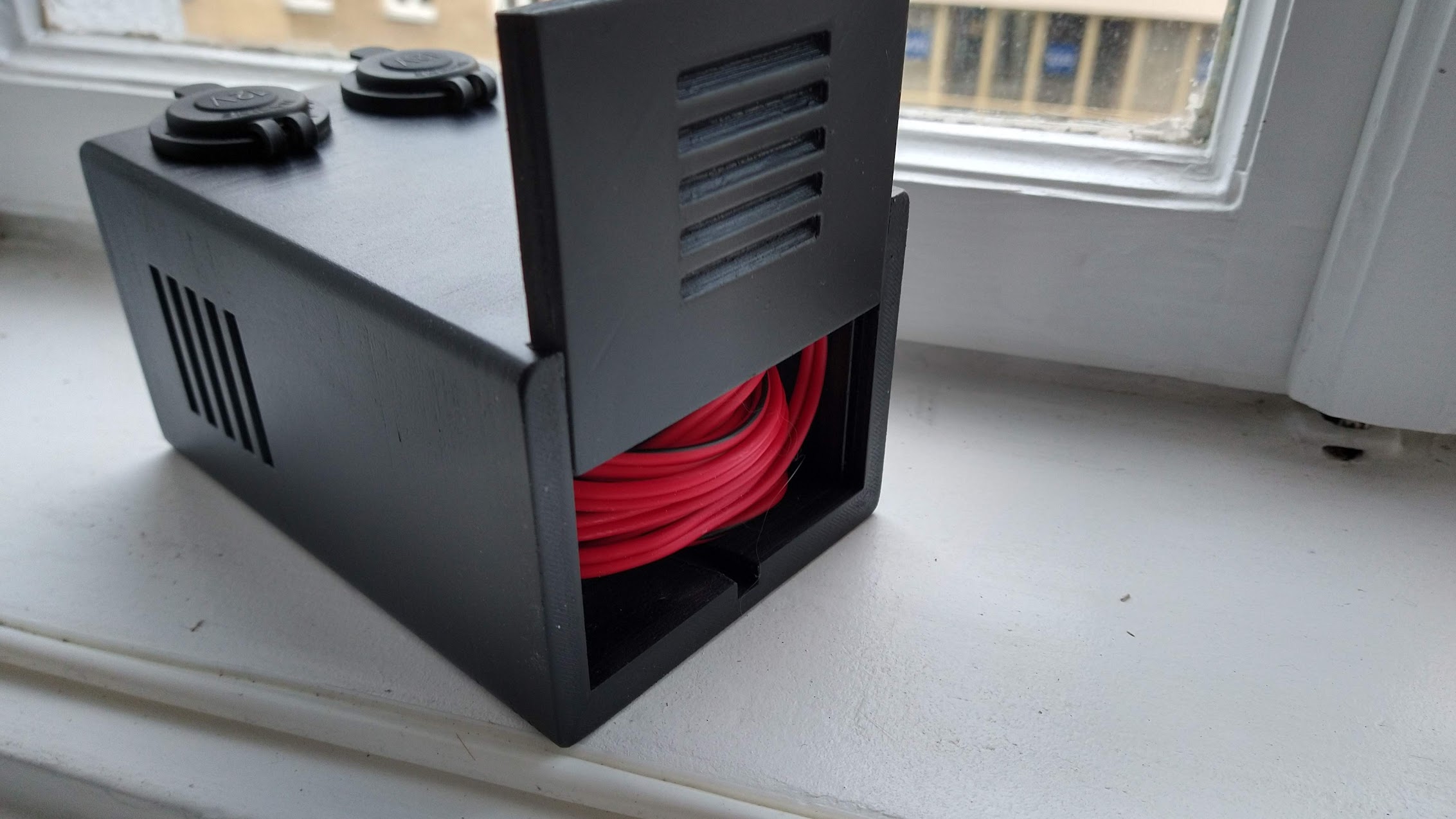 12V power distributor with cable storage by bvogl | Download free STL ...