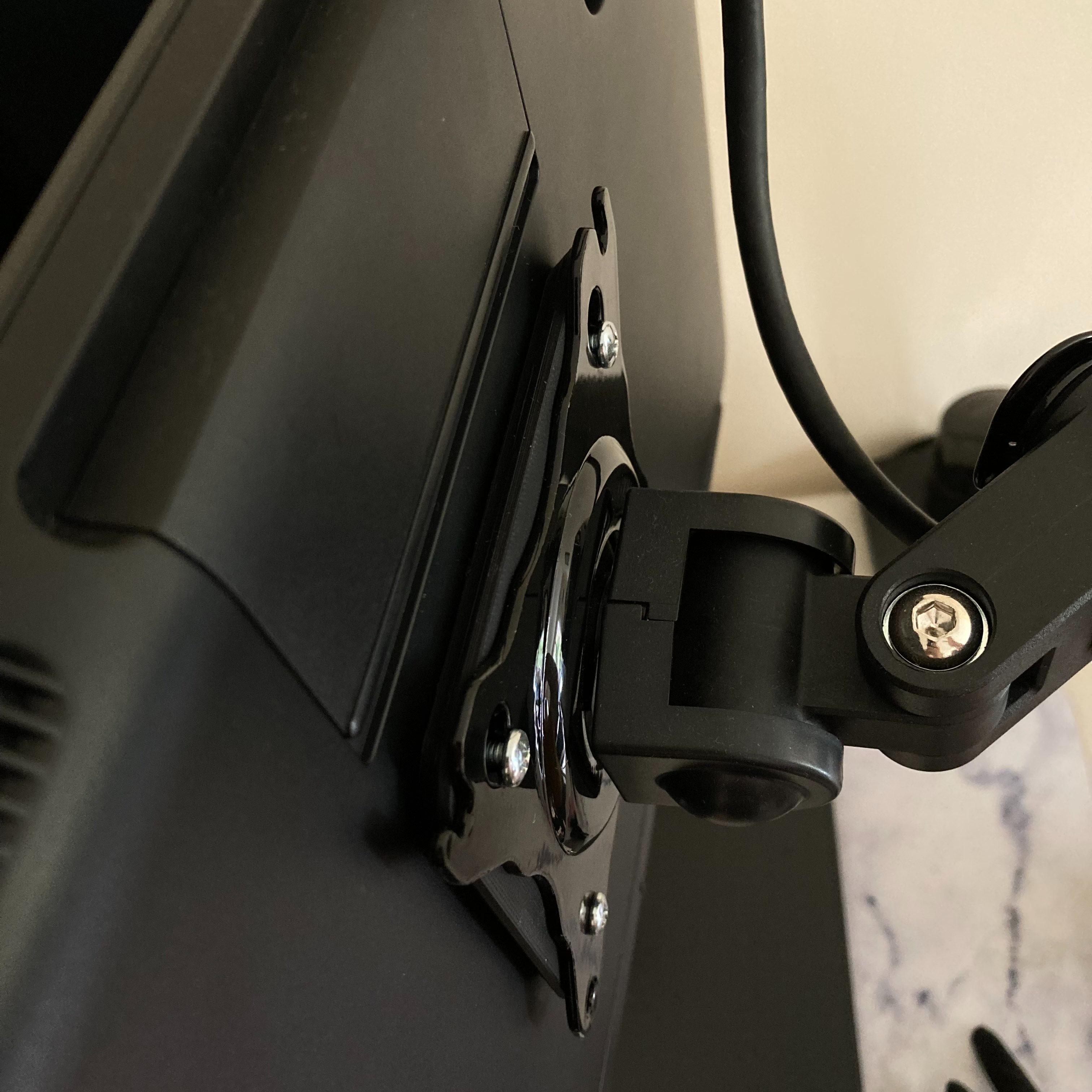 Wacom Cintiq 16 Vesa Mount/Spacer by Shem (RetroBreeze) | Download free ...