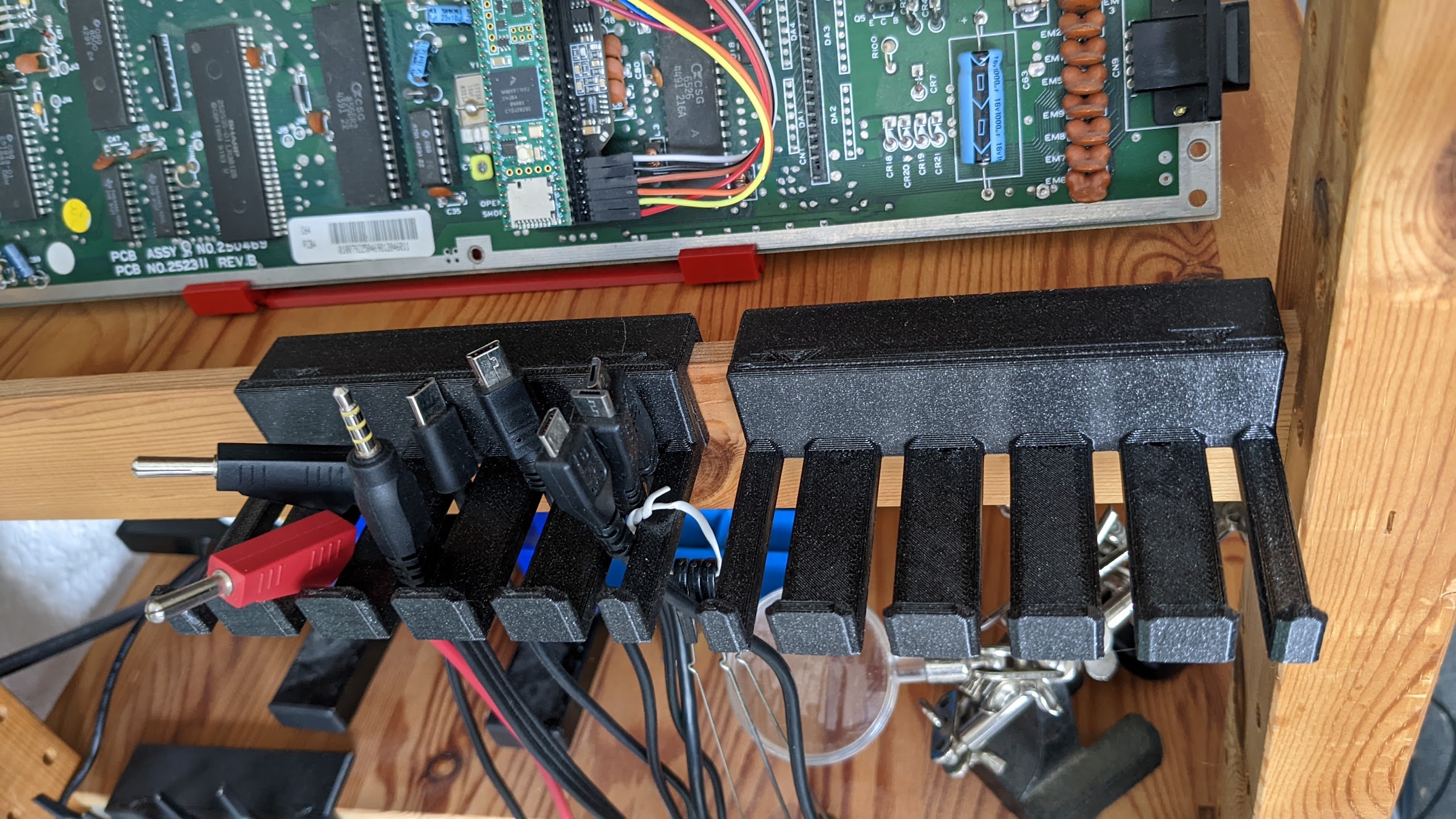 Modular cable comb system by dukestah | Download free STL model ...