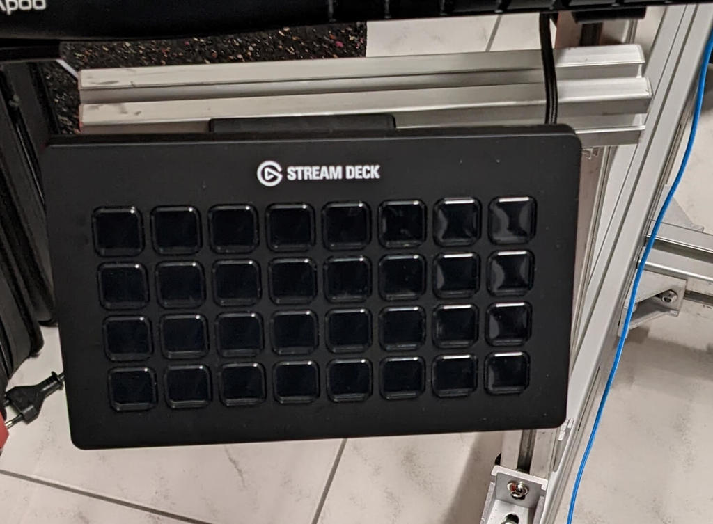 Streamdeck XL 3030 Mount by AsBurli | Download free STL model ...