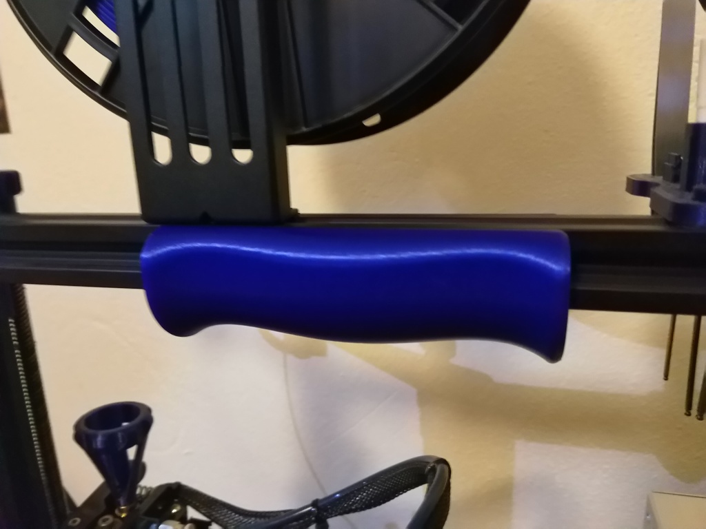 Carry handle for Creality Ender3, CR10, etc by Tomaskom | Download free ...