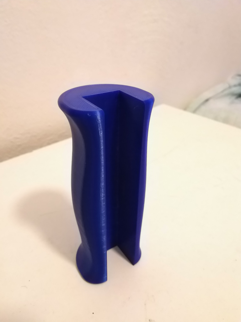 Carry handle for Creality Ender3, CR10, etc by Tomaskom | Download free ...